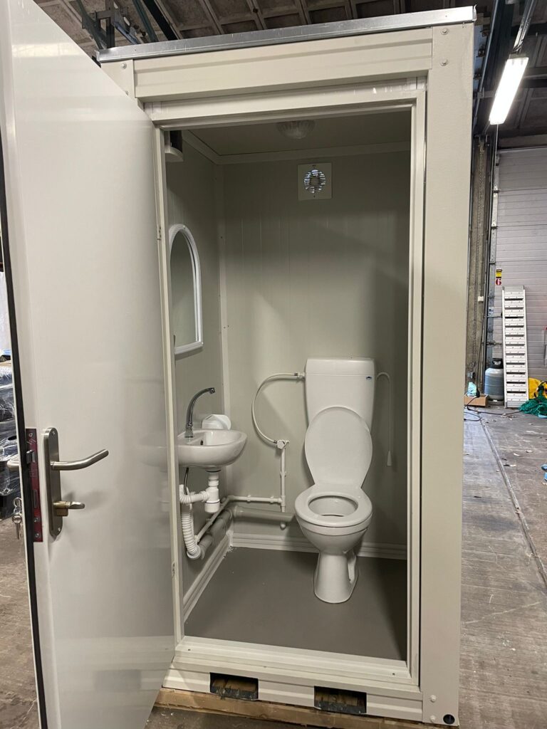 Mobiele luxe sanitaire toilet unit kopen? MobielToiletKopen.nl